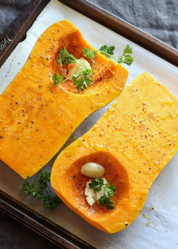 Garlic Parmesan Butternut Squash | gardeninthekitchen.com