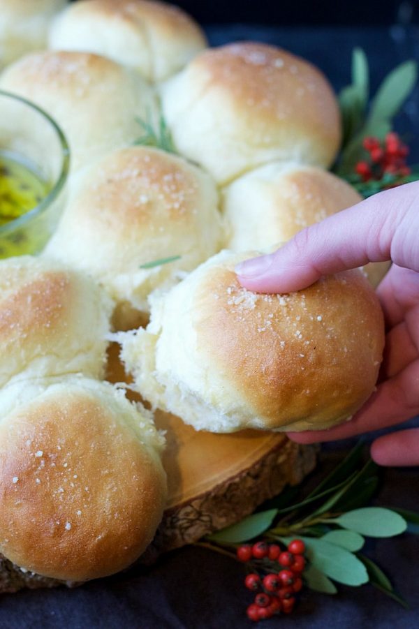 Garlic Parmesan Bread Wreath | Garden in the Kitchen