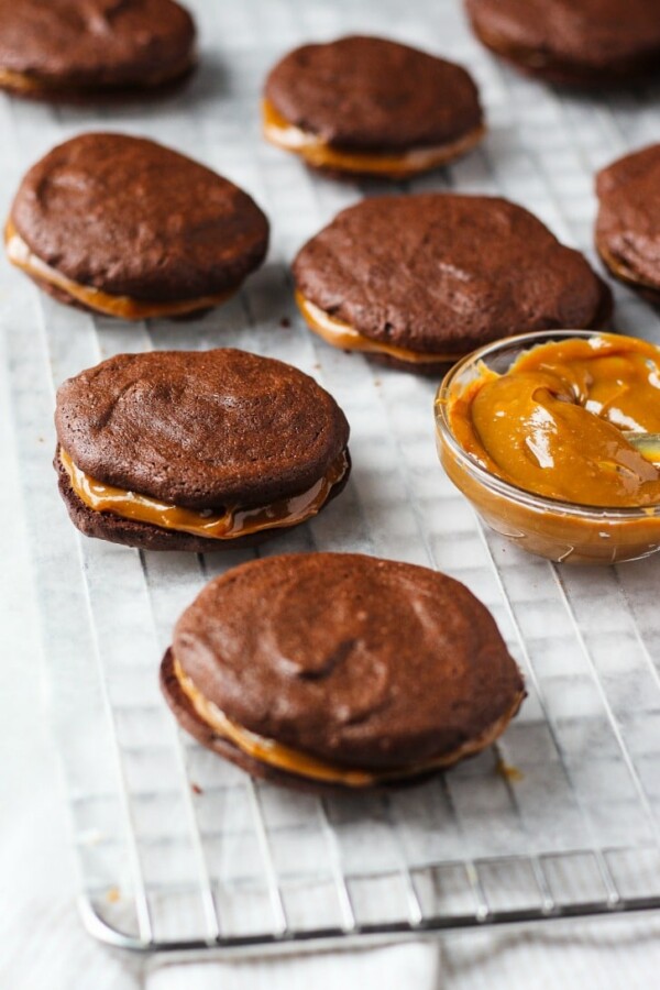 Chocolate Sandwich Cookies {Dulce de Leche}| Garden in the Kitchen